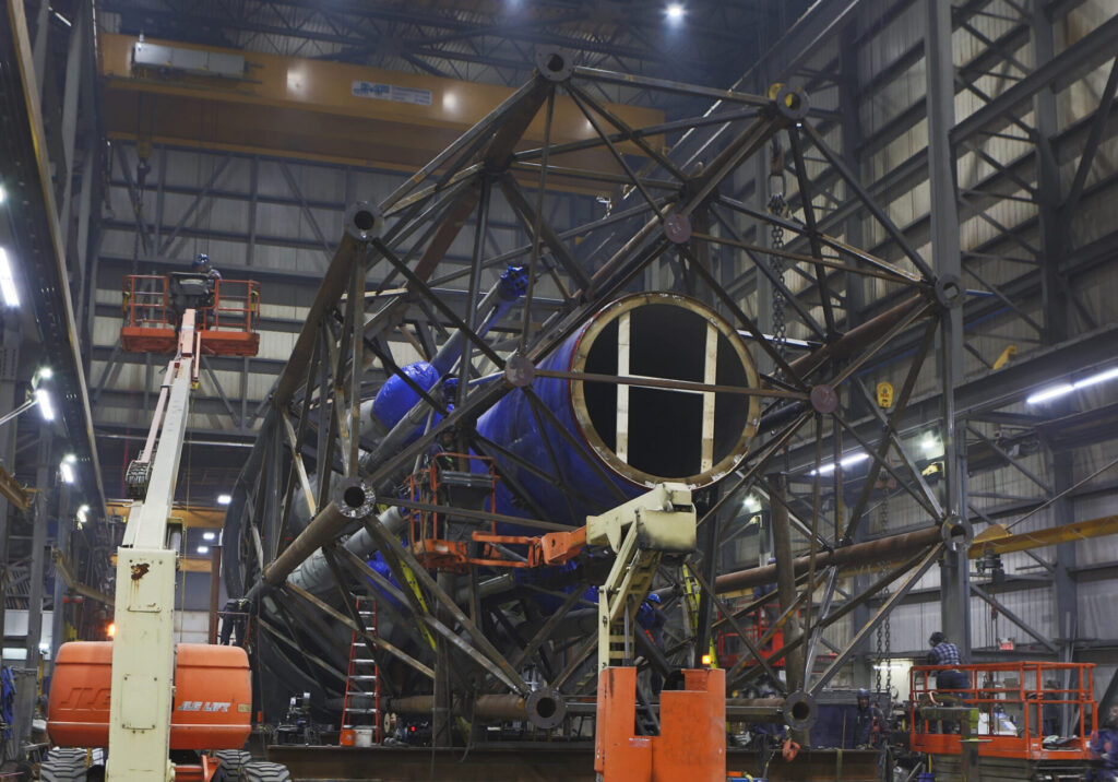 Regenerator Head with Cyclones | Valtech Fabrication